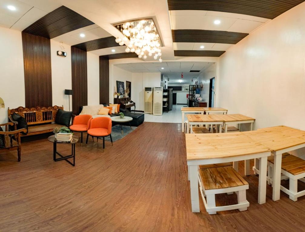 HOST HOMES - CASA ELIZA, Tacloban (updated prices 2025)