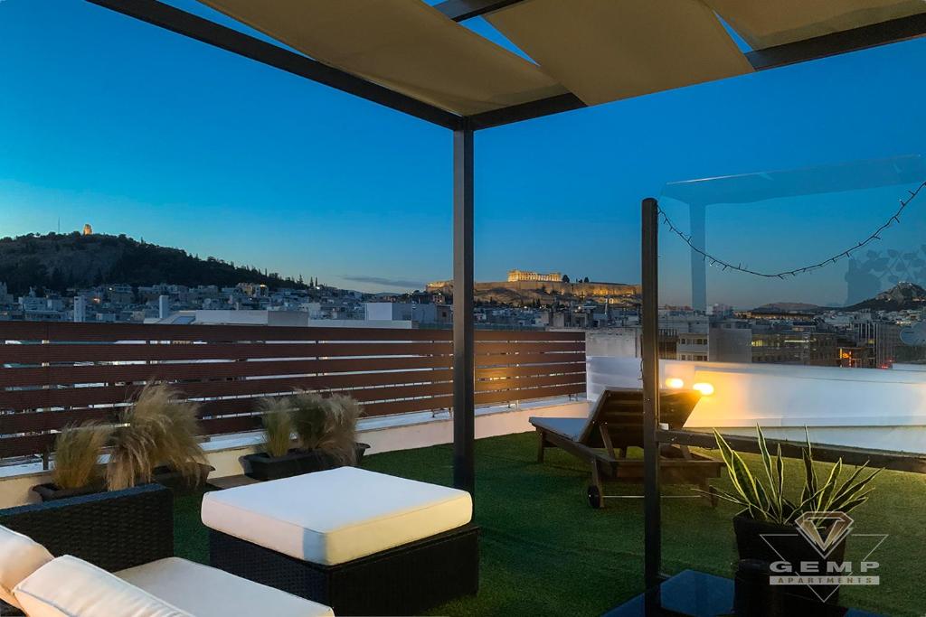 Stunning Panoramic Athens view, 2 minutes metro, Athens (updated prices ...