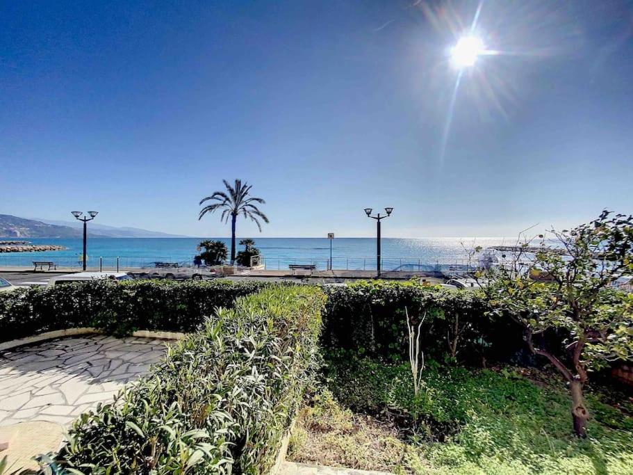 menton roquebrune Cap Martin Monaco face mer, Roquebrune-Cap-Martin ...