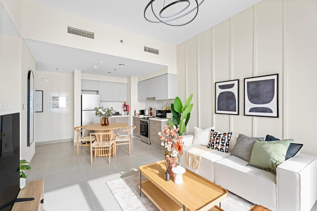 Silkhaus Chic 1 BDR In a New Tower In Downtown, Dubai (updated prices 2025)