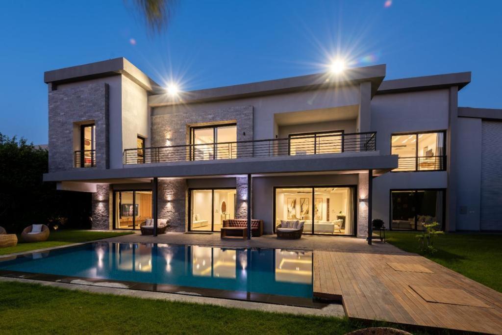 Settle Inn Luxury Swan Lake Villa, Cairo (updated prices 2025)