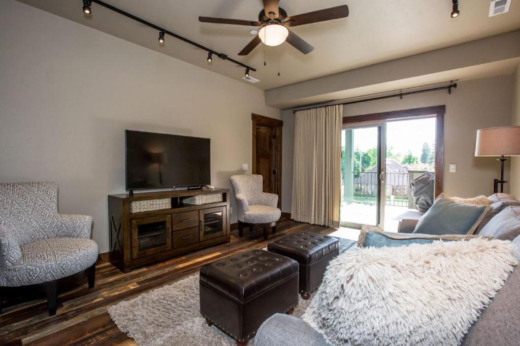 Baker Loft 203, Whitefish (updated prices 2025)