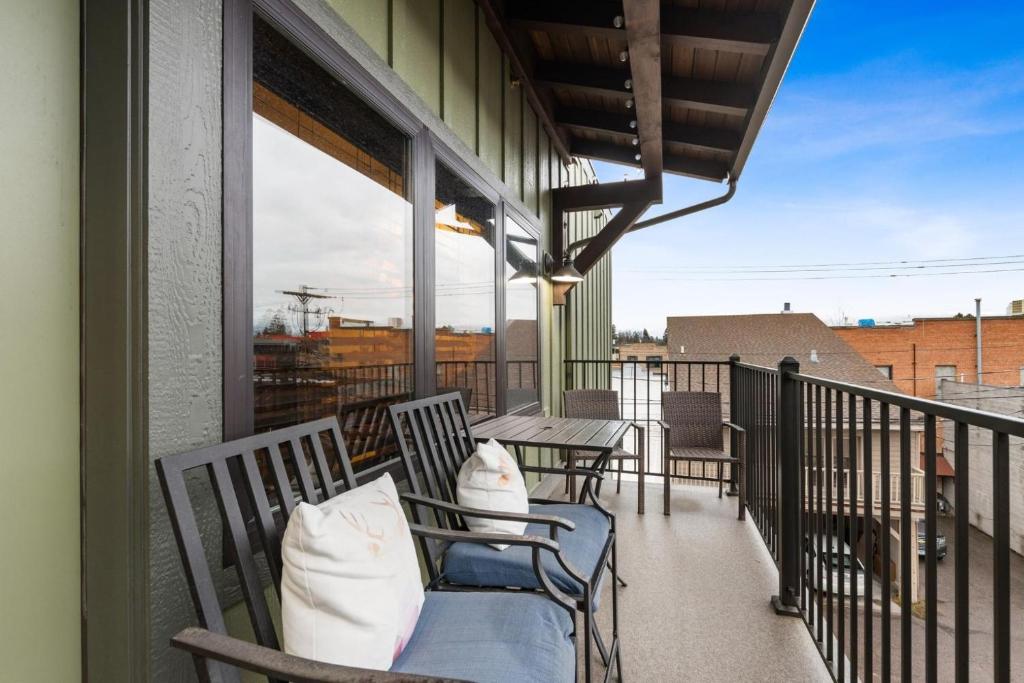 Baker Loft 301, Whitefish (updated prices 2025)