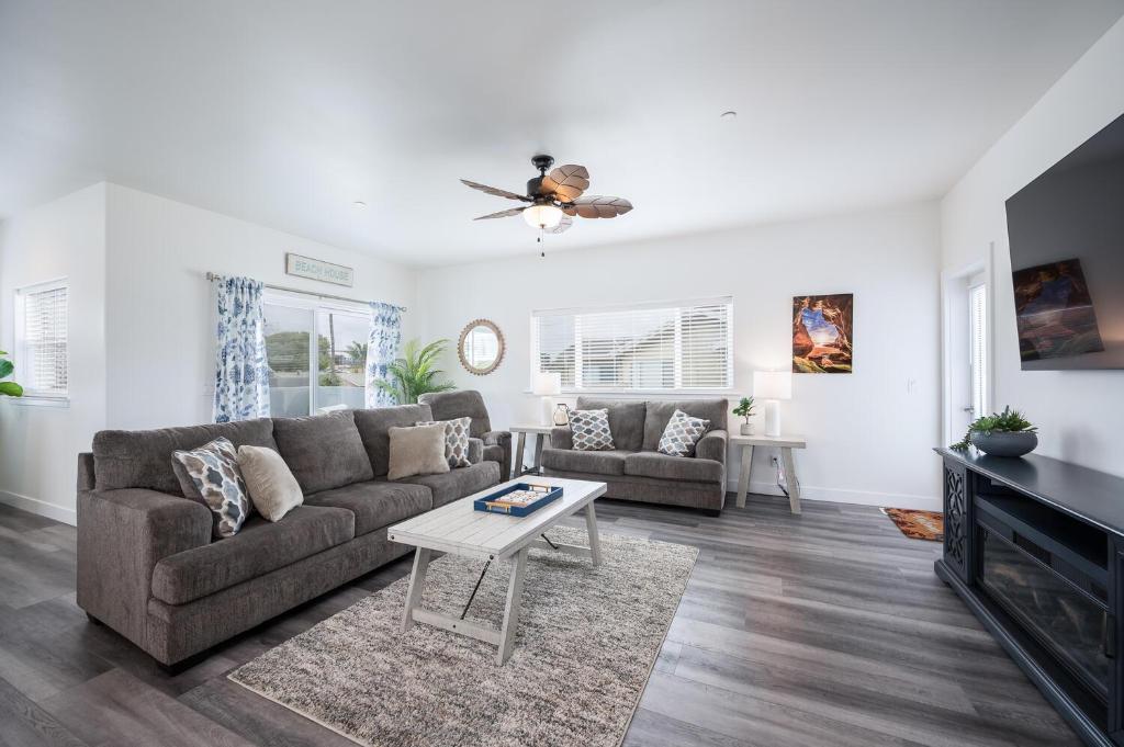 Rooftop Deck! Game Room! 11 Ppl!, Oceano (precios actualizados 2024)