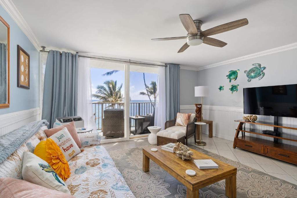 NEW Beachfront Condo & Amazing Views, Hauula (updated prices 2025)