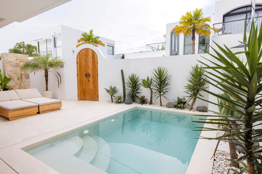 Las Casas Villa Canggu - Private Pool -, Canggu (updated prices 2026)