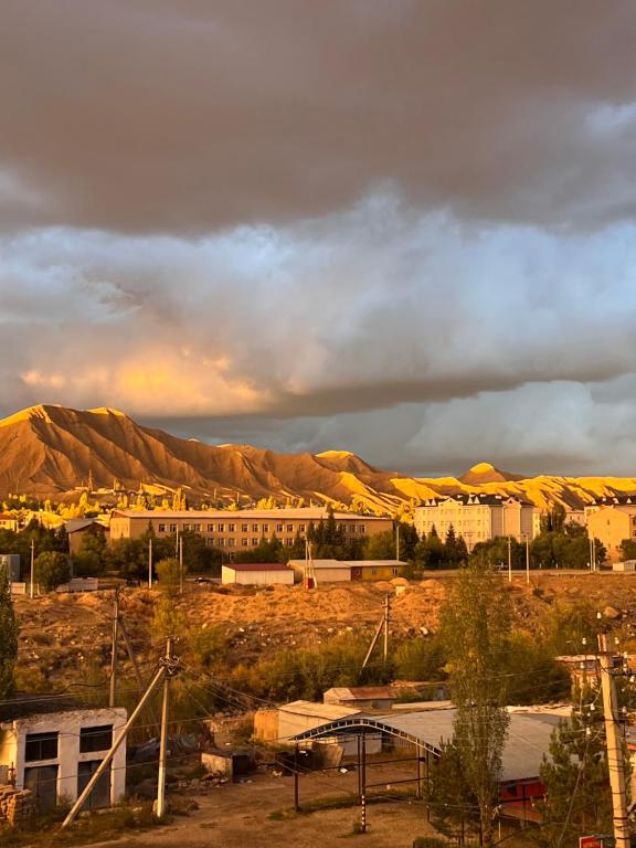 Tumar Guest House, Naryn (updated prices 2024)