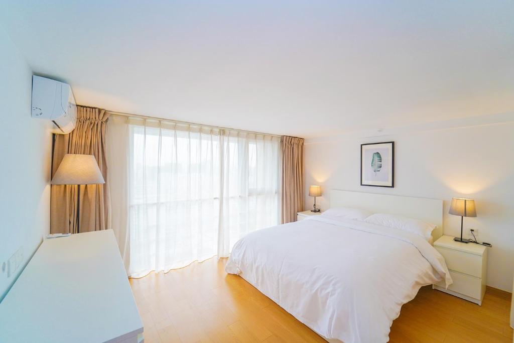 Lujiazui More Residence, Shanghai (updated prices 2025)