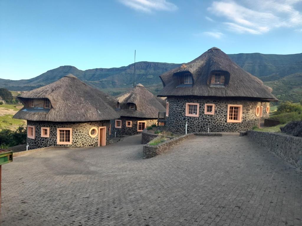 Liphofung cave, chalets, Butha-Buthe (updated prices 2026)