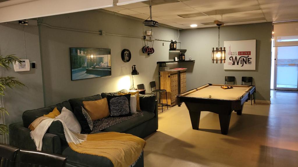 BUNKER BEACH @ ISLA VERDE / Beach Front, San Juan (updated prices 2024)