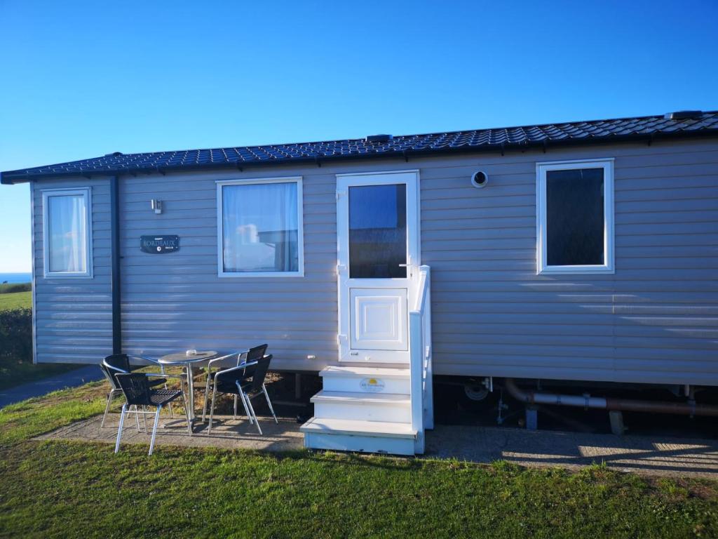 B1 - Pebble Bank Caravan Park, Weymouth (updated prices 2026)