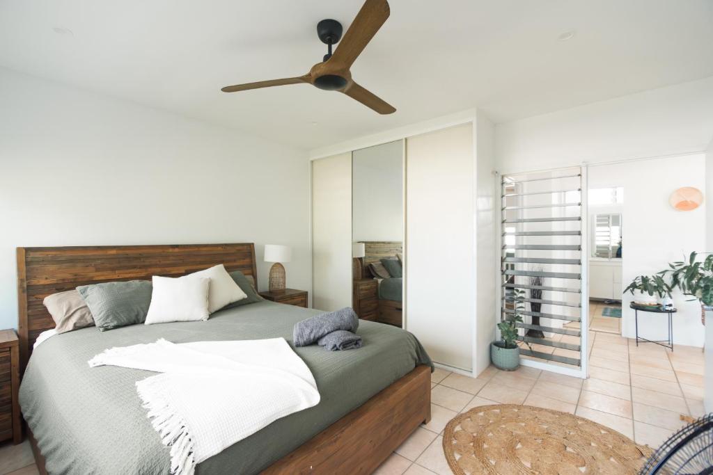 Breezy Treetop Escape in Stuart Park, Stuart Park (updated prices 2026)