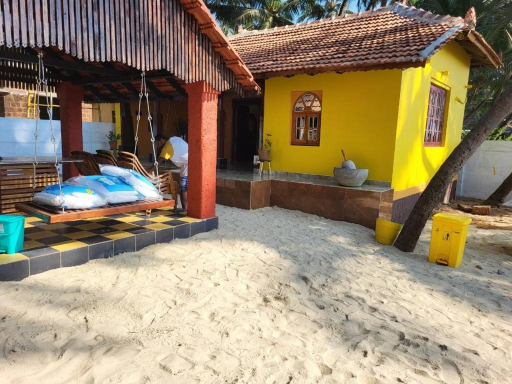 Cozinn B217 Beachfront AC Villa at Padukere Beach, Malpe (aktualisierte ...