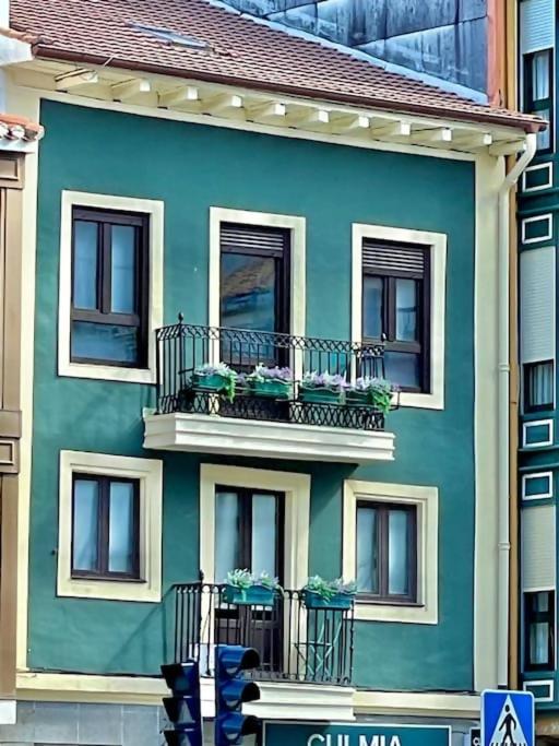 Taraska I Apto renovado en centro neurálgico, Bermeo – Updated 2024 Prices