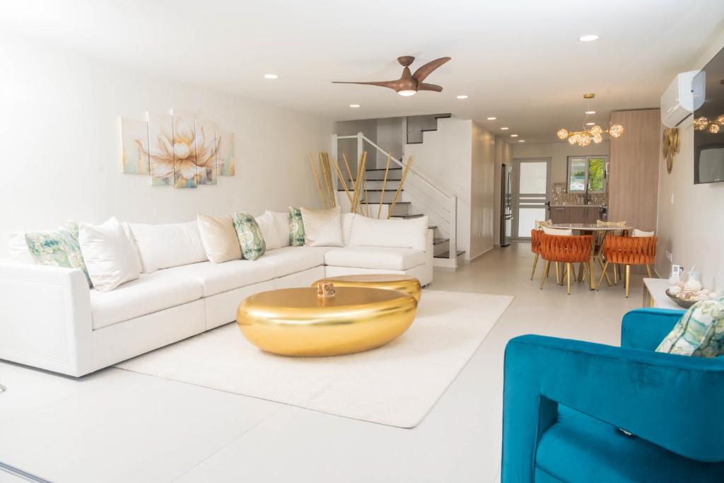 Stella Vista - Luxury Condo in Jolly Harbour, Jolly Harbour ...