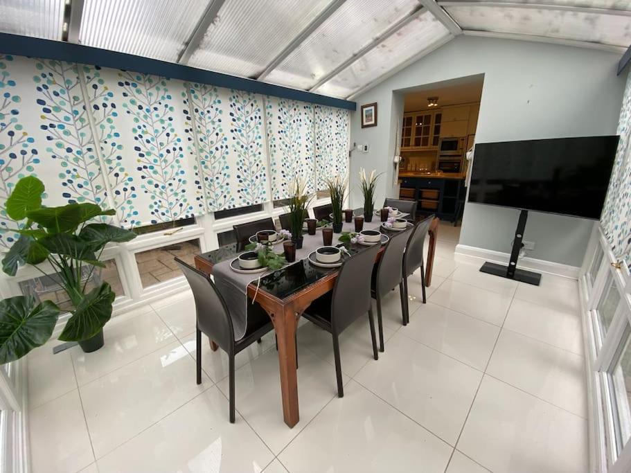 #Chic 6-Bedroom London Retreat#, Plumstead (updated prices 2026)