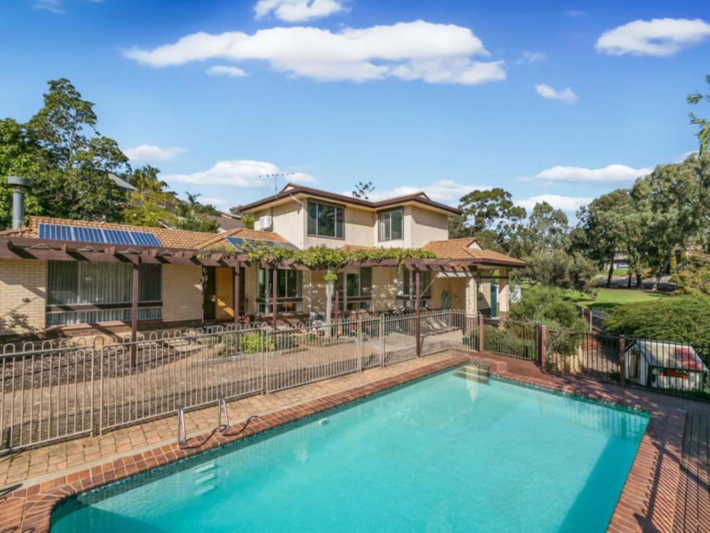 Sandy Pool Shack - Pet Friendly, Seacliff (updated prices 2025)