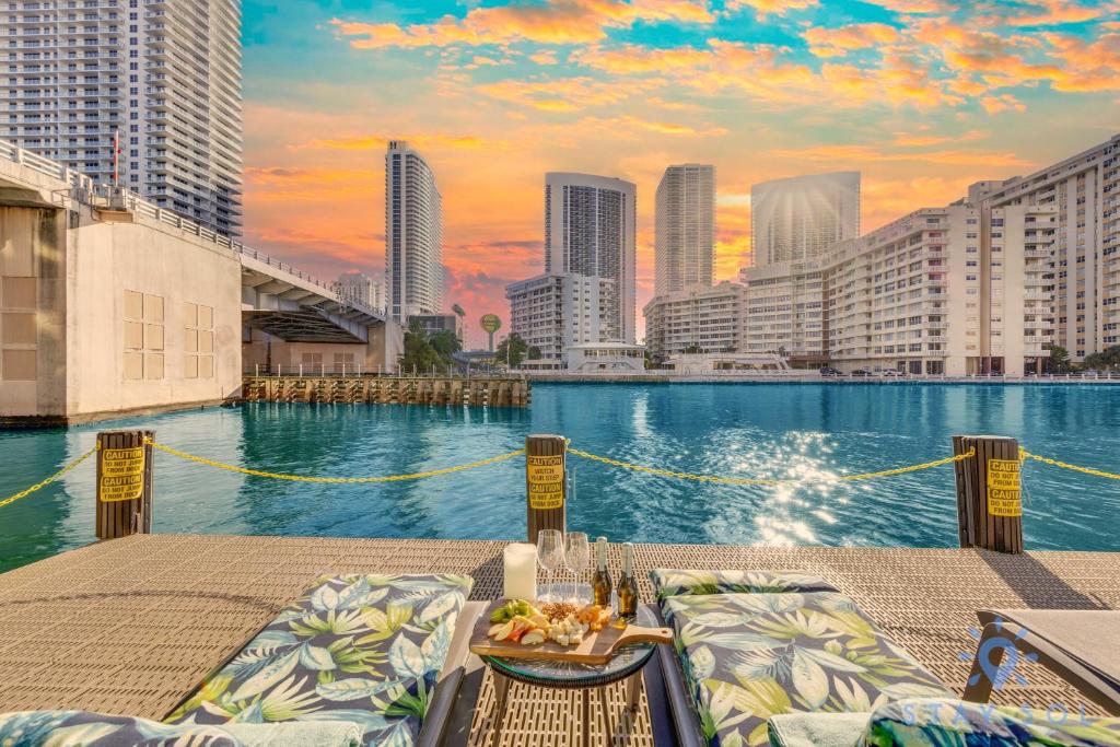 Beachwalk Resort Prime Location Balcony Gym, Hallandale Beach (updated ...