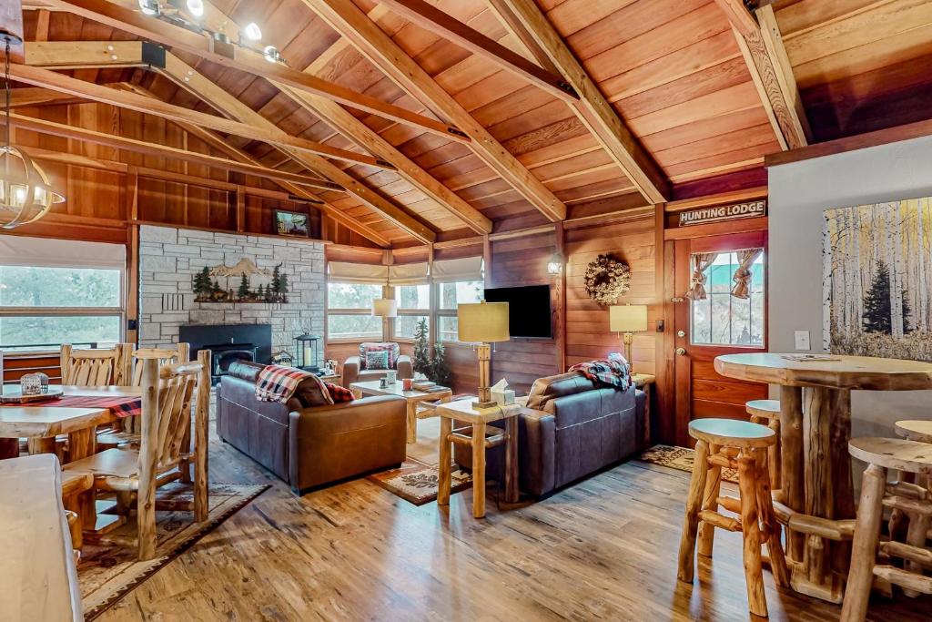 The Lodge on St. Charles, Rye (updated prices 2025)