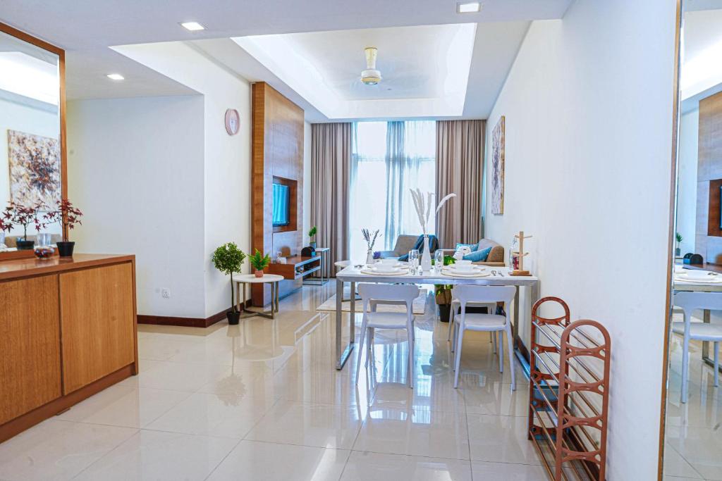 3 min walk to KLCC Cormar Suites 2BR Bathtub B83 D, Kuala Lumpur ...