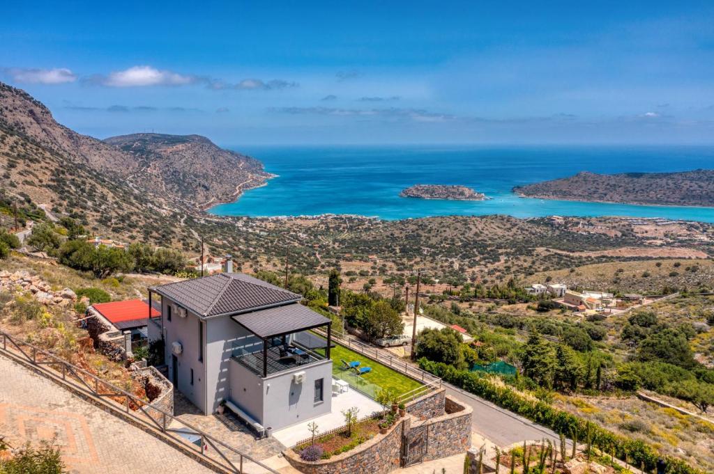 Villa Lela Seaview by Villa Plus, Chavgas – Preços 2024 atualizados