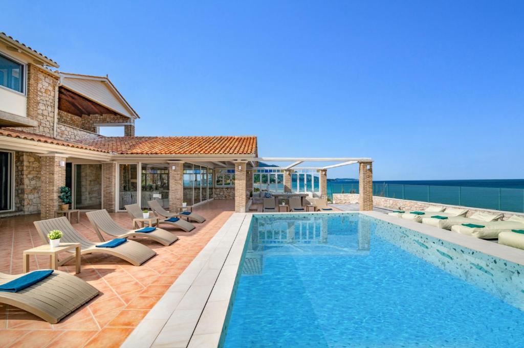 Villa Ionio Beach House by Villa Plus, Vasilikos (updated prices 2026)