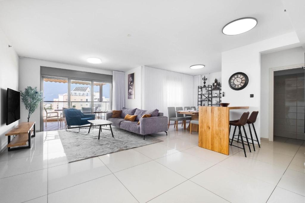 Ashdod Luxe Escape Spacious, Stylish, with Mamád, Ashdod (precios ...