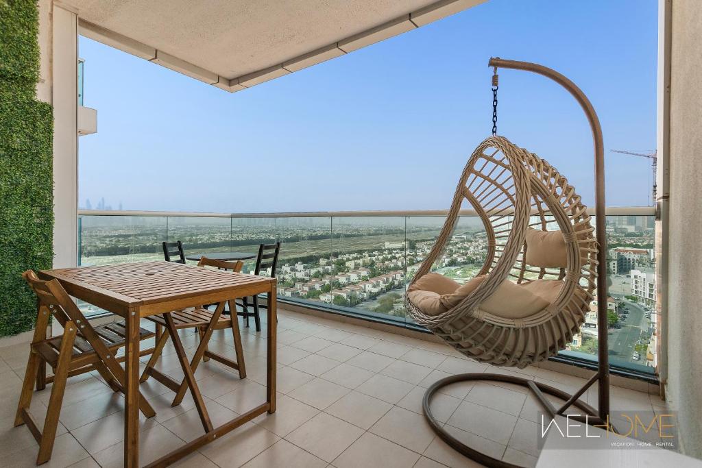 WelHome - Relaxing and Fancy Studio Apt with City View, Dubai (updated ...