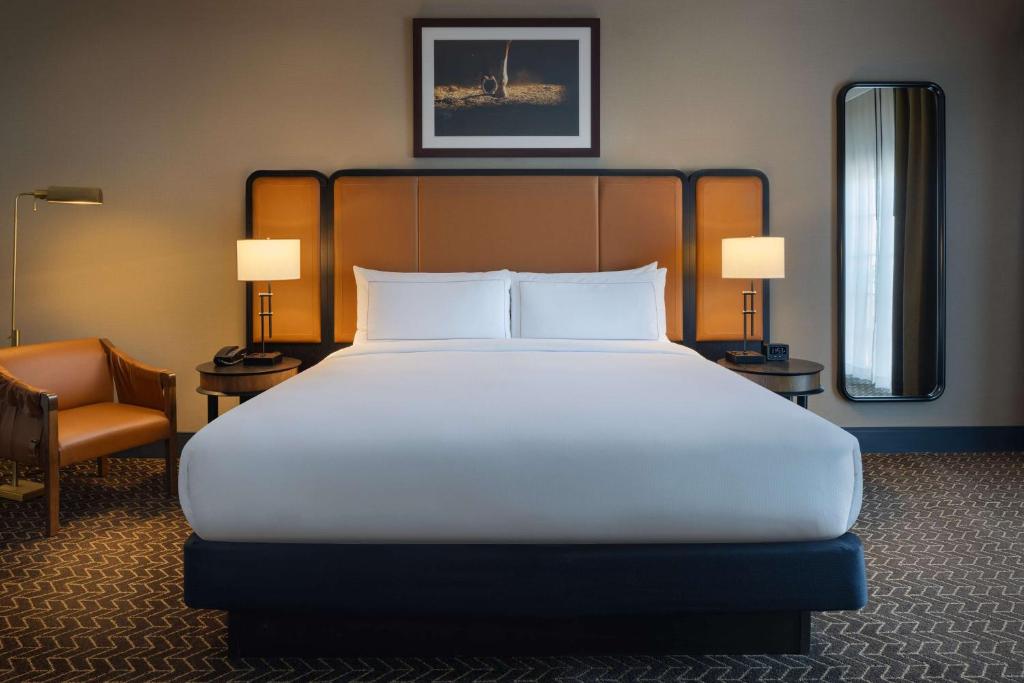 DoubleTree Suites by Hilton Lexington, Lexington (updated prices 2025)