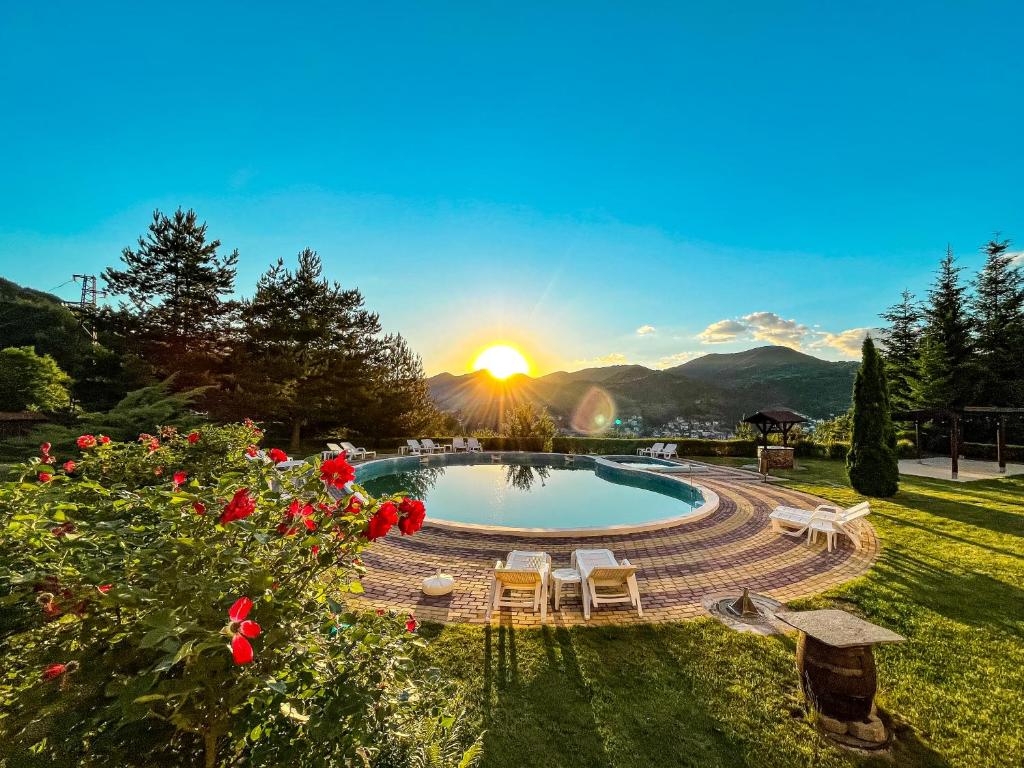 Хотел Кючуковата Къща, Banite (updated prices 2025)