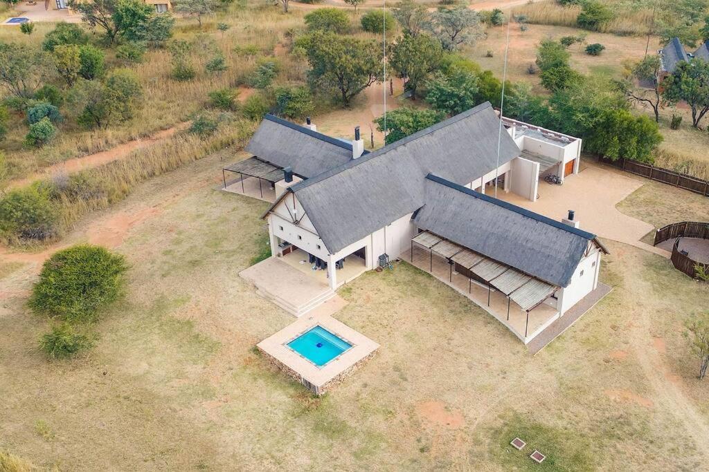 Zebula 16 Sleeper with Loft, Mabula (aktualisierte Preise für 2025)