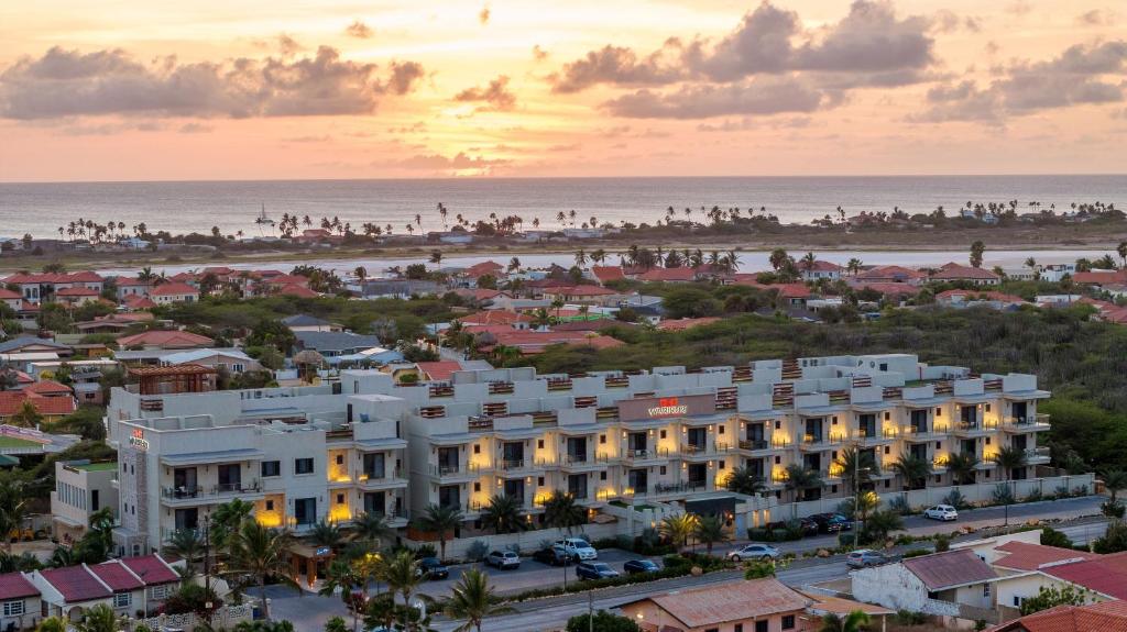 Bocobay Wariruri Condos, Palm-Eagle Beach (updated prices 2024)