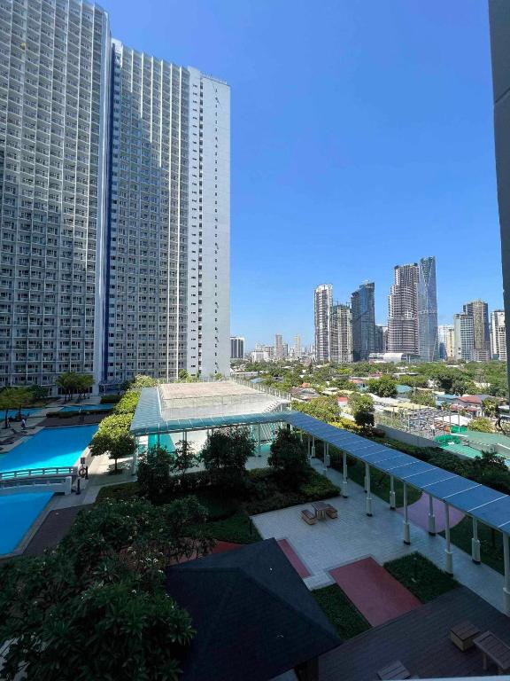 SM Jazz Residences Makati Staycation by Kween YsaRia, Manila (updated ...