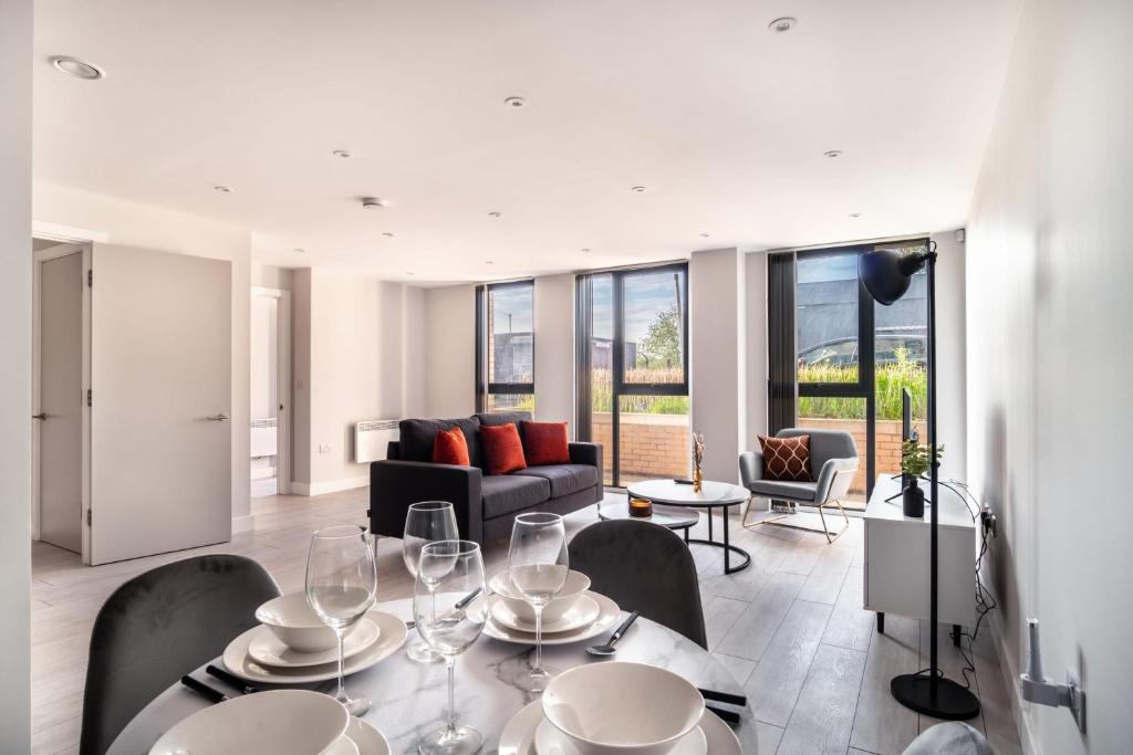 Modern 3 Bedroom Manchester Apartment, Manchester (updated prices 2025)
