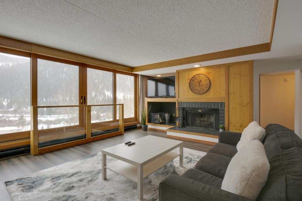 Decatur 1812 by Great Western Lodging, Keystone (updated prices 2025)