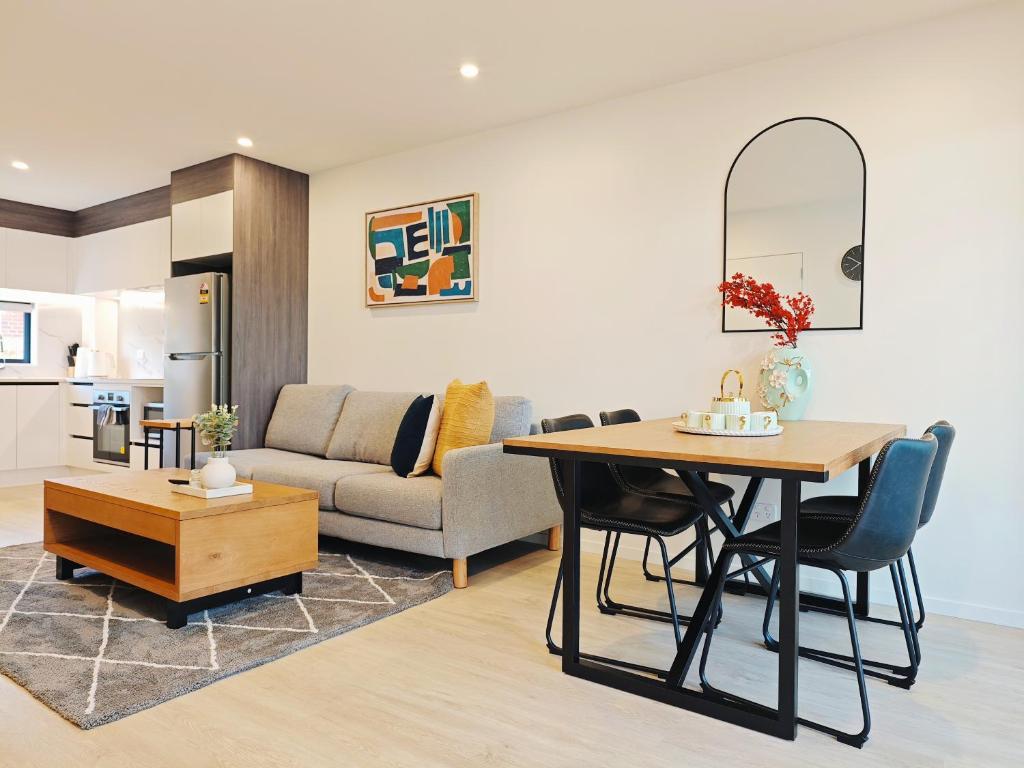 Stylish 2 King Beds with Comfort & Location, Auckland (precios ...