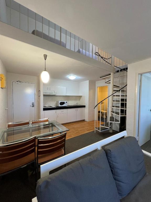 Atrium Hotel Mandurah, Mandurah (updated prices 2025)