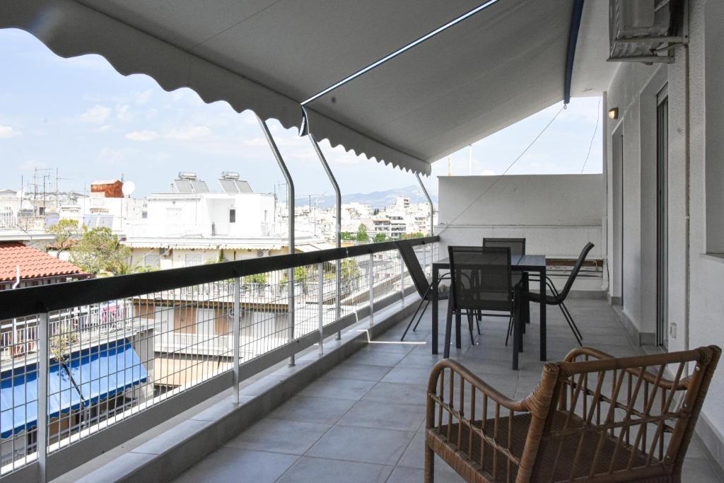 Stylish Apartment in Pagkrati, Athens (updated prices 2025)