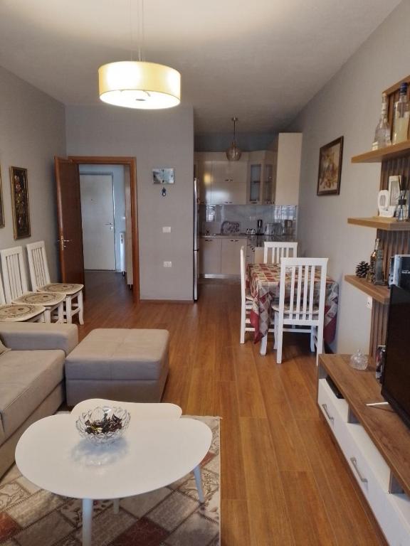 Orikum Apartment, Vlorë (updated prices 2025)