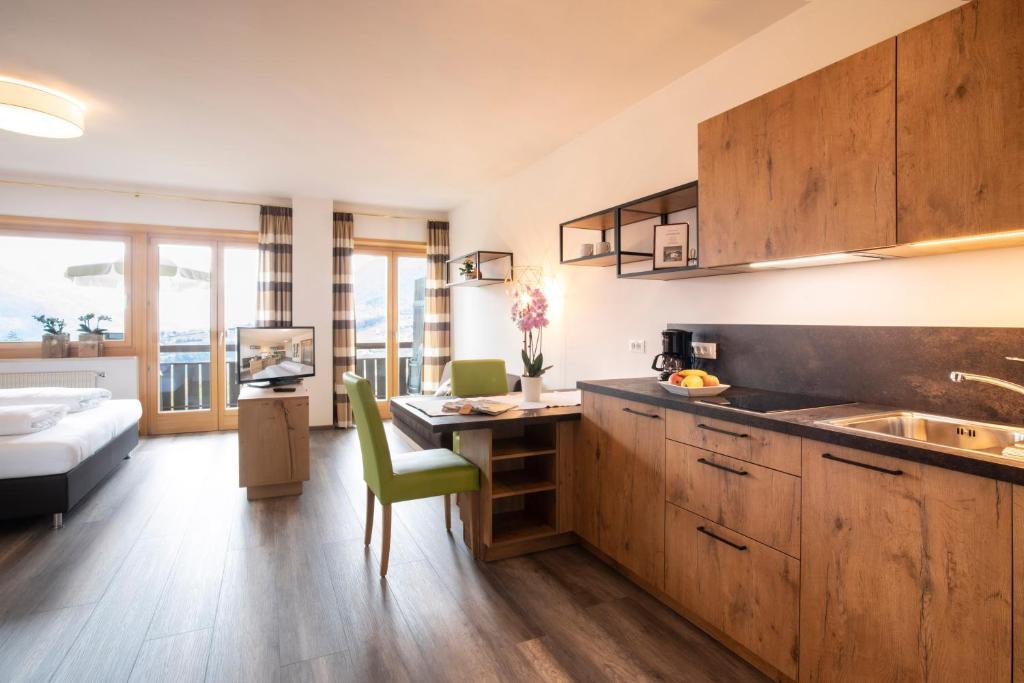 Hotel Schönbrunn, Schenna (updated prices 2025)