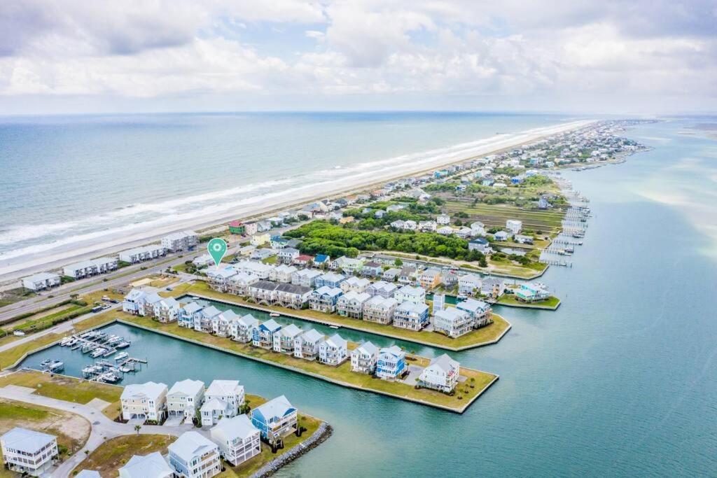 Waterfront*Steps to beach*Boat Launch*Kayaks*Pools, Topsail Beach ...