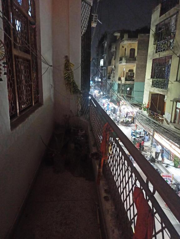 Akshardham metro station near Delhi, New Delhi (updated prices 2025)