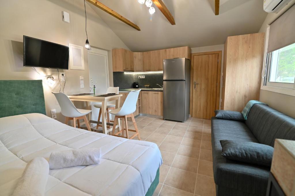 Eva 's studio, Preveza (precios actualizados 2025)