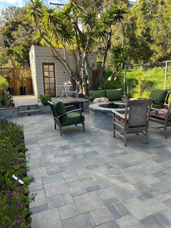 Big Red Lodge Cottage, San Diego (updated prices 2025)