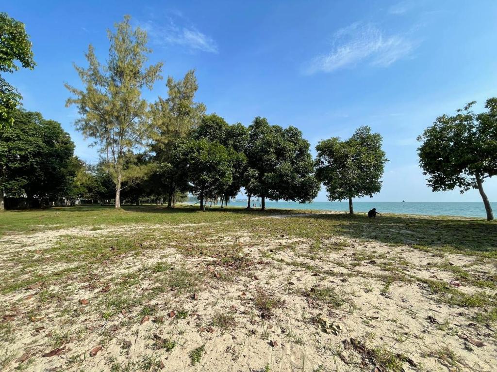 1-10pax DoorStep private beach & swimming pool, Port Dickson (updated ...