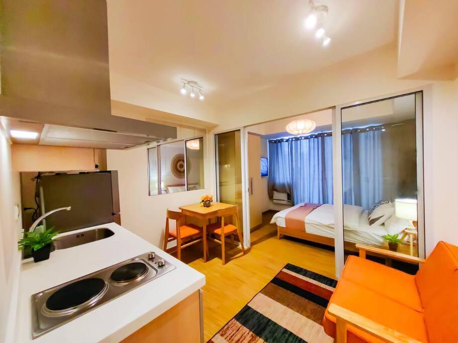 1BR Condotel Azure Urban Resort Near Airport - 15F #AZ02, Manila ...