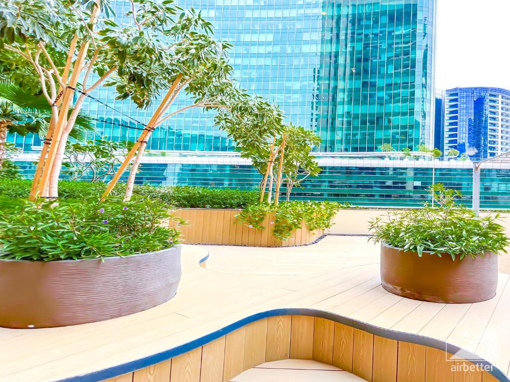 Stunning & Spacious Studio Balcony & View Dubai, Dubai (updated prices ...