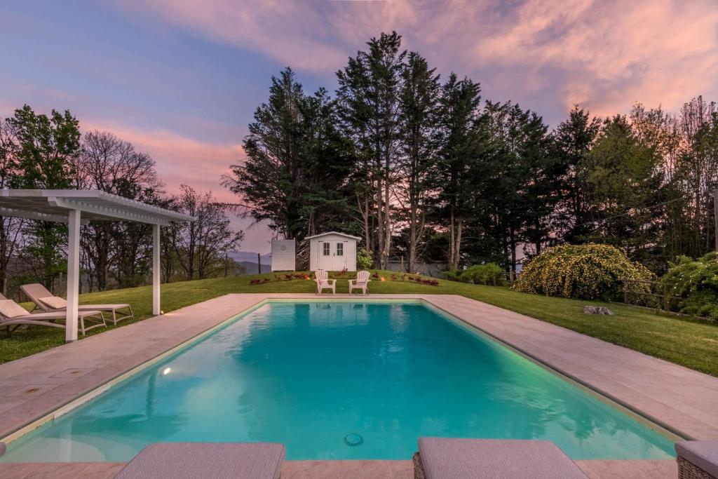 Grumo Farmhouse with Private Pool and View near Lucca, Lucca (updated ...