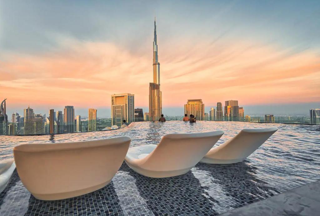 Paramount Midtown Hotel, Burj Khalifa Views, Dubaj (aktualne ceny na ...