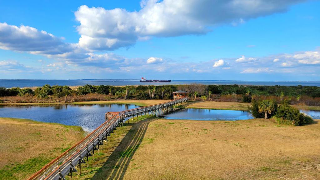 50 Captains View by Tybee Vacation Rentals, Tybee Island (updated ...
